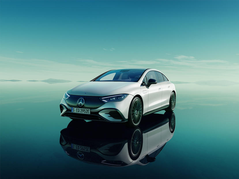 Mercedes-EQ 純電中大型房車王者登台上市：全新 EQE 雙車型豪華科技滿載::DDCAR 電動車